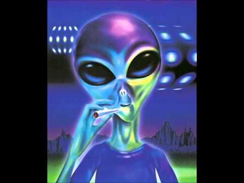 The Alien Smoking | Electro Dance Set - YouTube