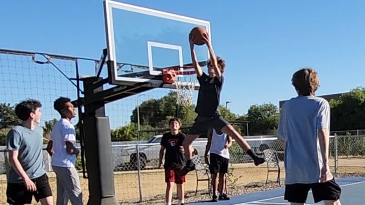 Barbecue Chicken Dunk Contest 12/21/24 - YouTube