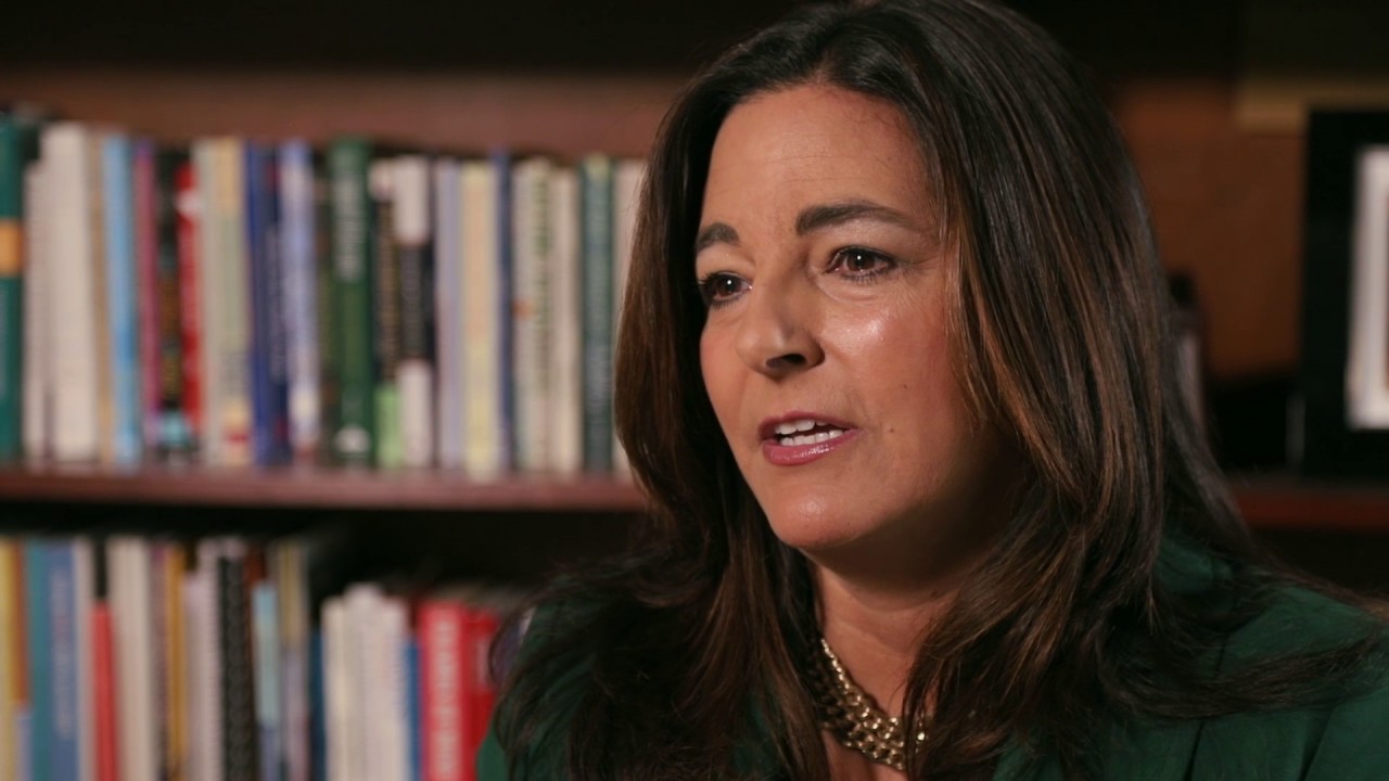 Kelly Bowers - Distinguished Alumna 2016, Cal State East Bay - YouTube