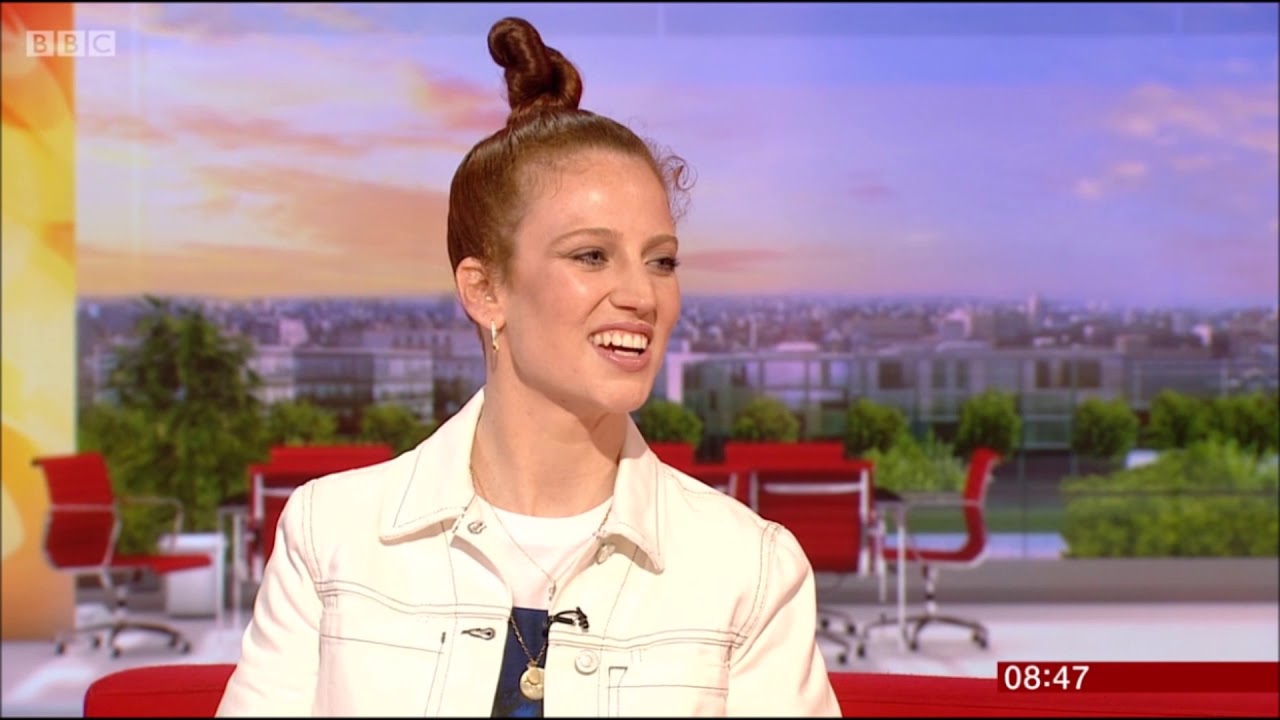 Jess Glynne BBC Breakfast 2018 - YouTube