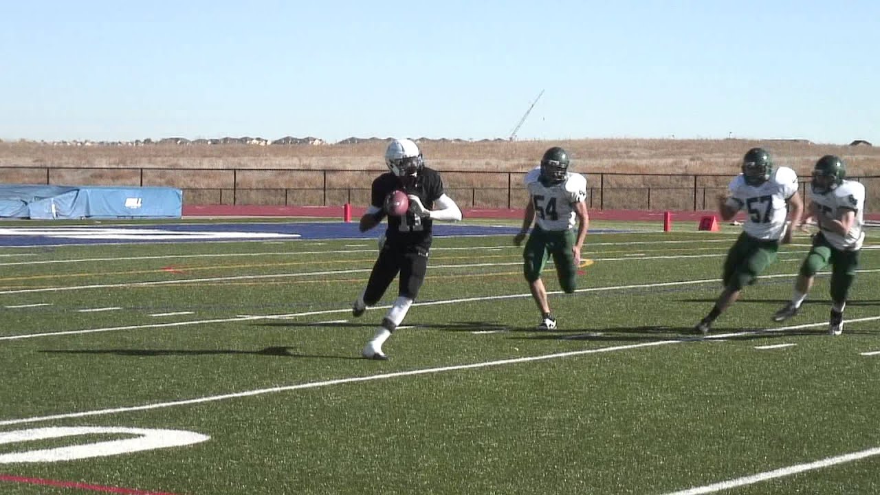 Perfect Pass AJ Thompson to Jante Gadson First Down Montbello vs George ...