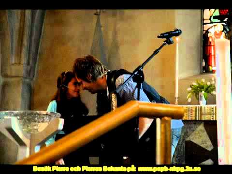 Amanda Hallgren - Ebba heter hon - YouTube