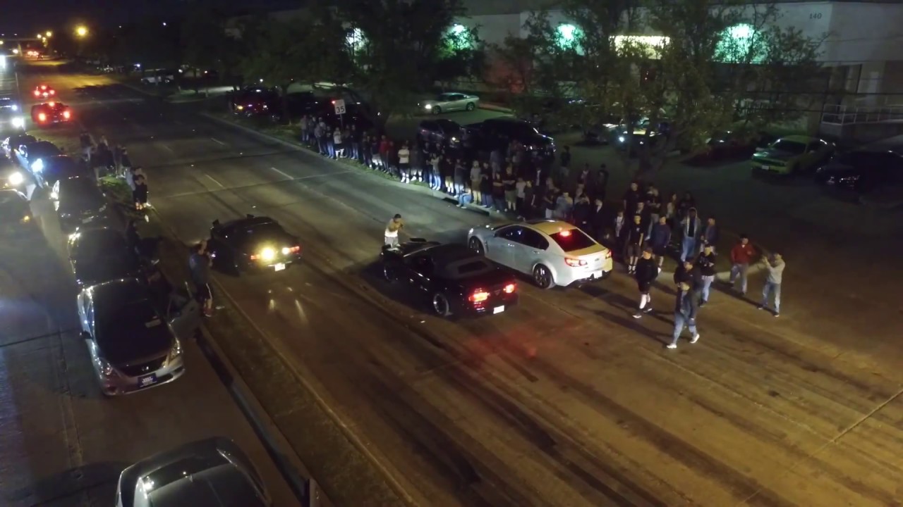 Street racing packed Af in Dallas - YouTube