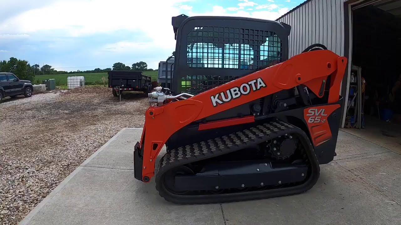 new Kubota SVL65-2 skid steer - YouTube