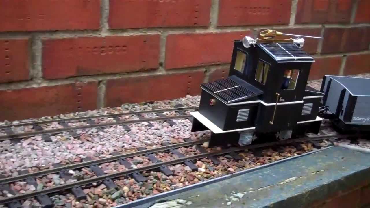 16mm SM32 Garden Railway Solar powered loco - YouTube