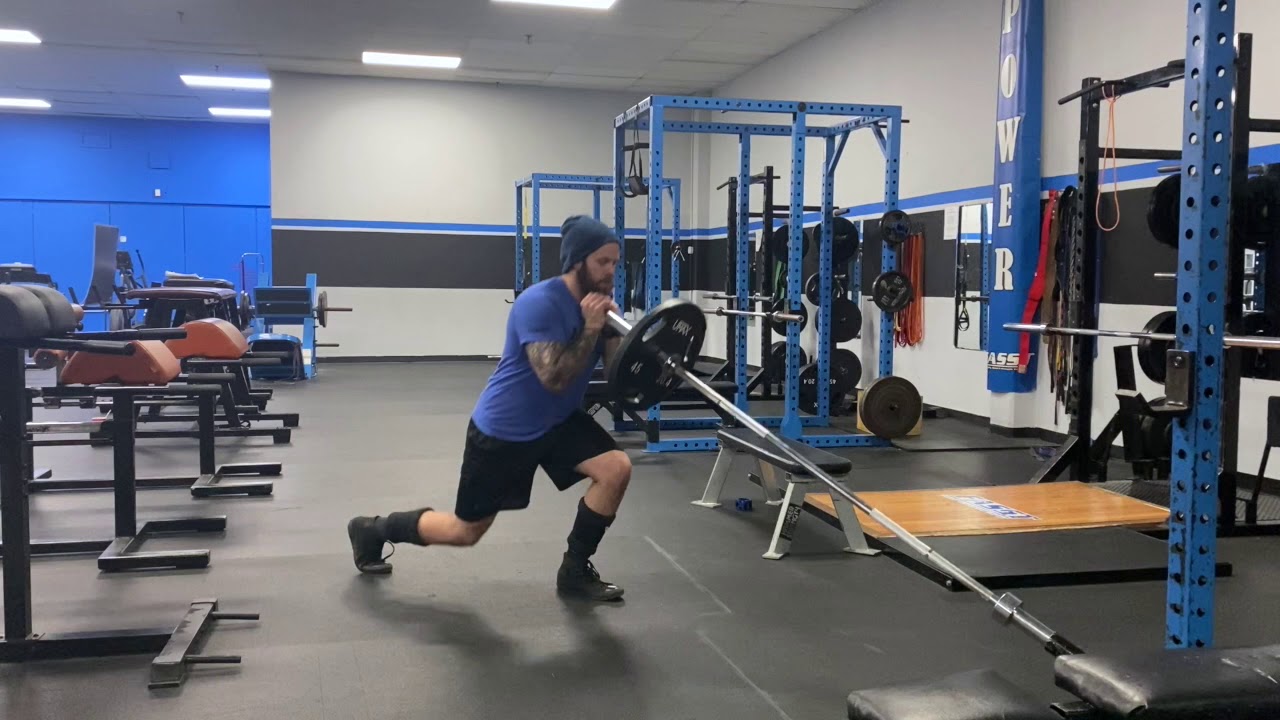 Landmine Reverse Lunge - YouTube