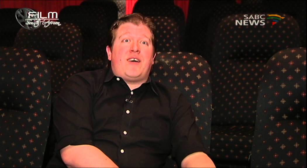 Film SA: Jon Broeke reviews Oh Shuks! pay back the Money - YouTube