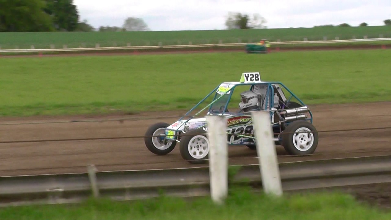 Yorkshire Dales Autograss 21 05 17 Class 10 & F600 H1 - YouTube