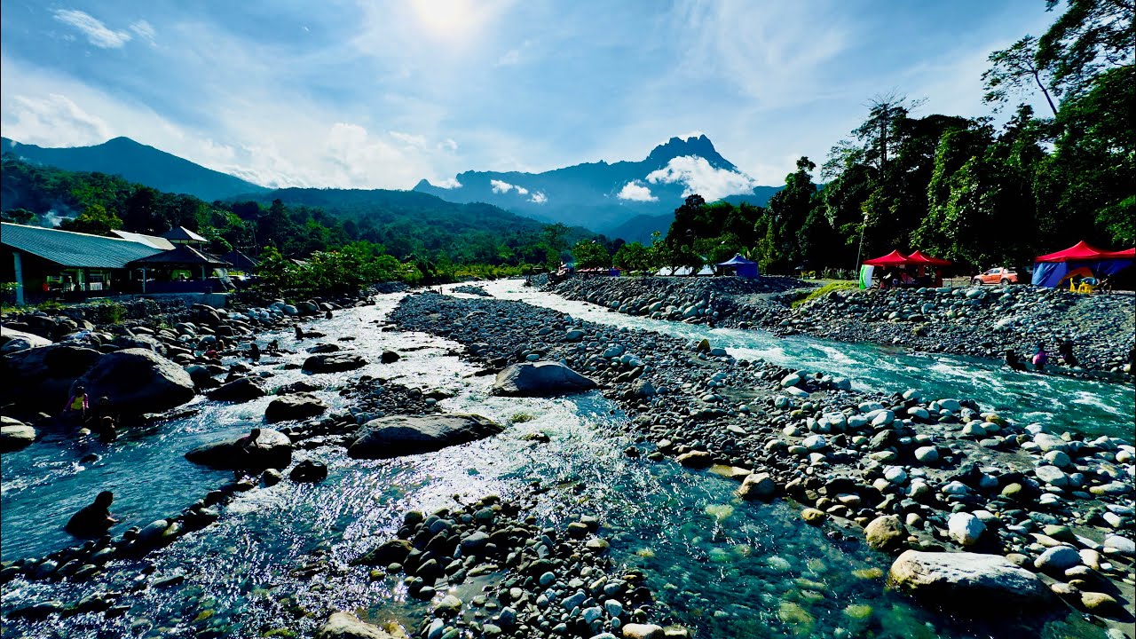 Polumpung Melangkap View // keindahan alam yang memukau berlatar ...