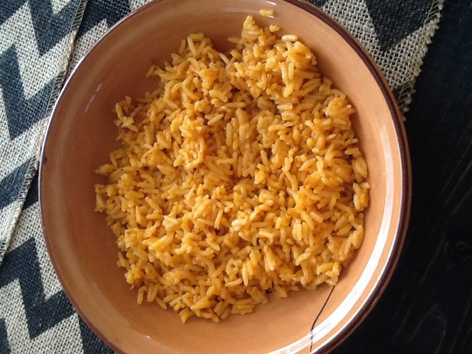 Sopa de arroz rojo :receta rapida - YouTube
