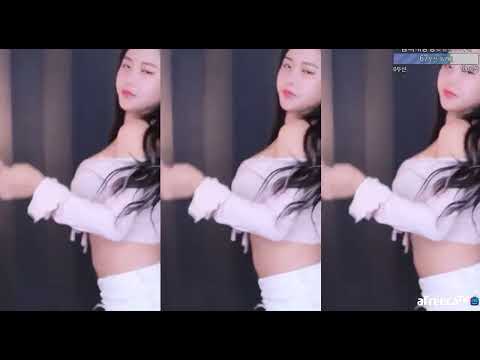#afreecatv #韩国女主播 #BJ #巨乳 #智贤 太大了，要出来了