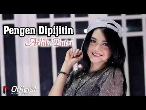 Arlida Putri - Pengen Dipijitin (Official Music Video)