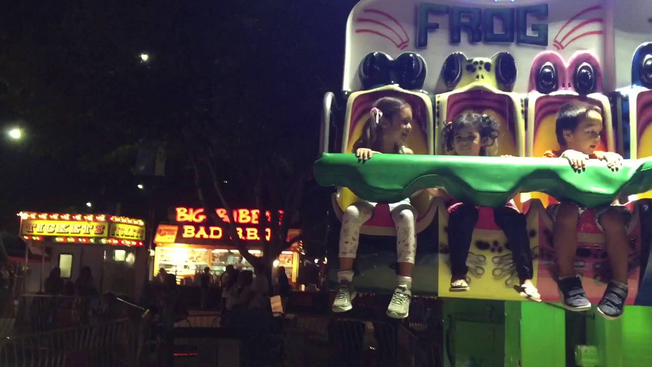 Fair 2016 frog ride - YouTube