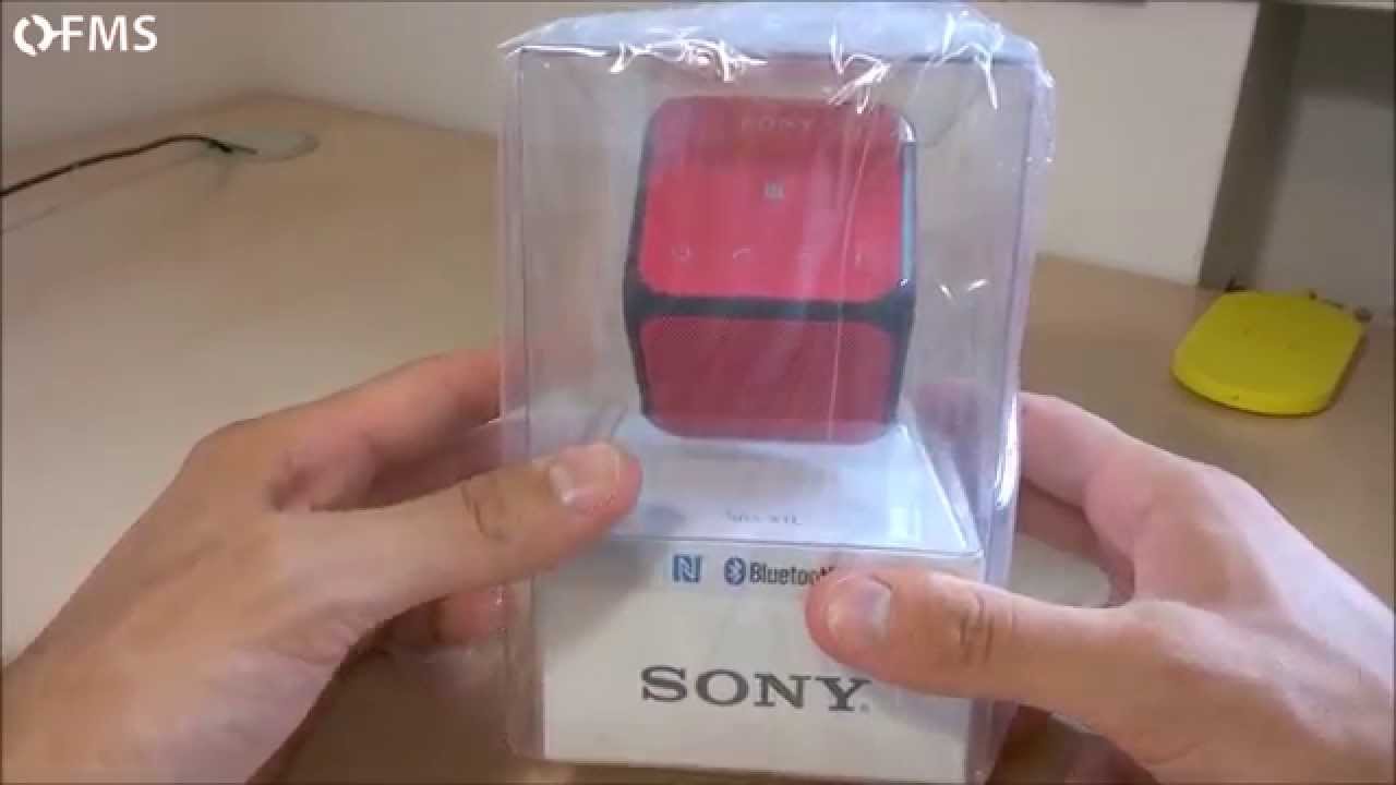 Sony SRS-X11: Unboxing - YouTube