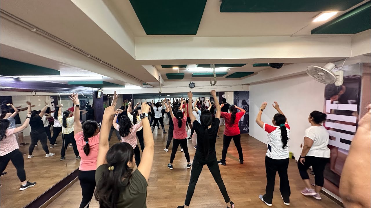 Zumba full song video | Bollywood mashup | 8 step studios - YouTube