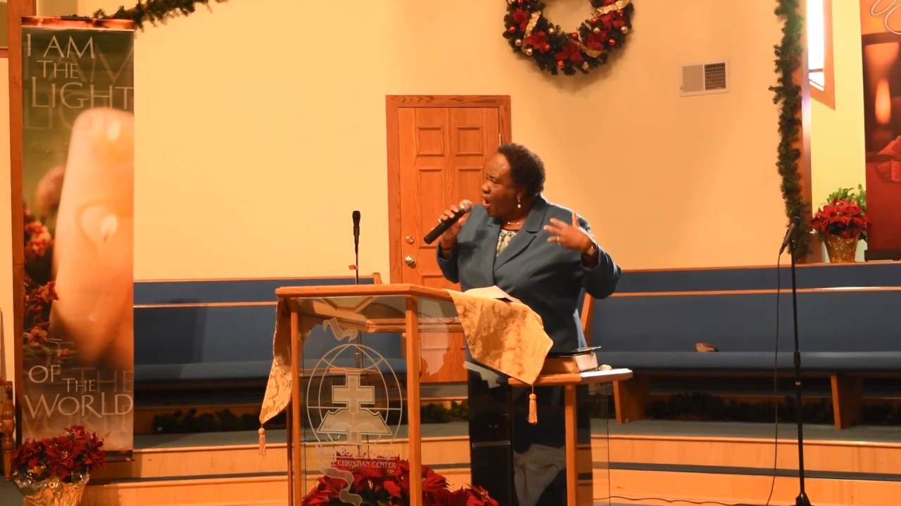 SERMON PASTOR HINES BIDDING FAREWELL TO 2017 EMBRACING 2018 - YouTube