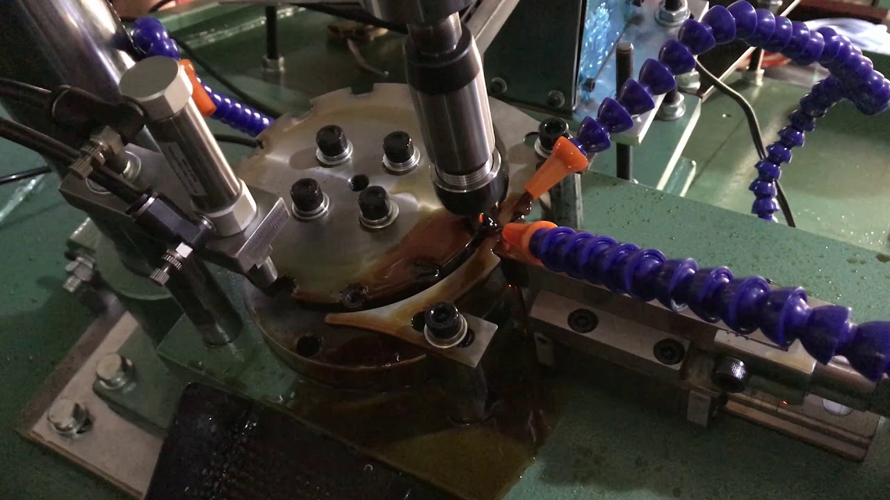 FEDA automatic tapping machine thread cutting machine FD-4508 - YouTube