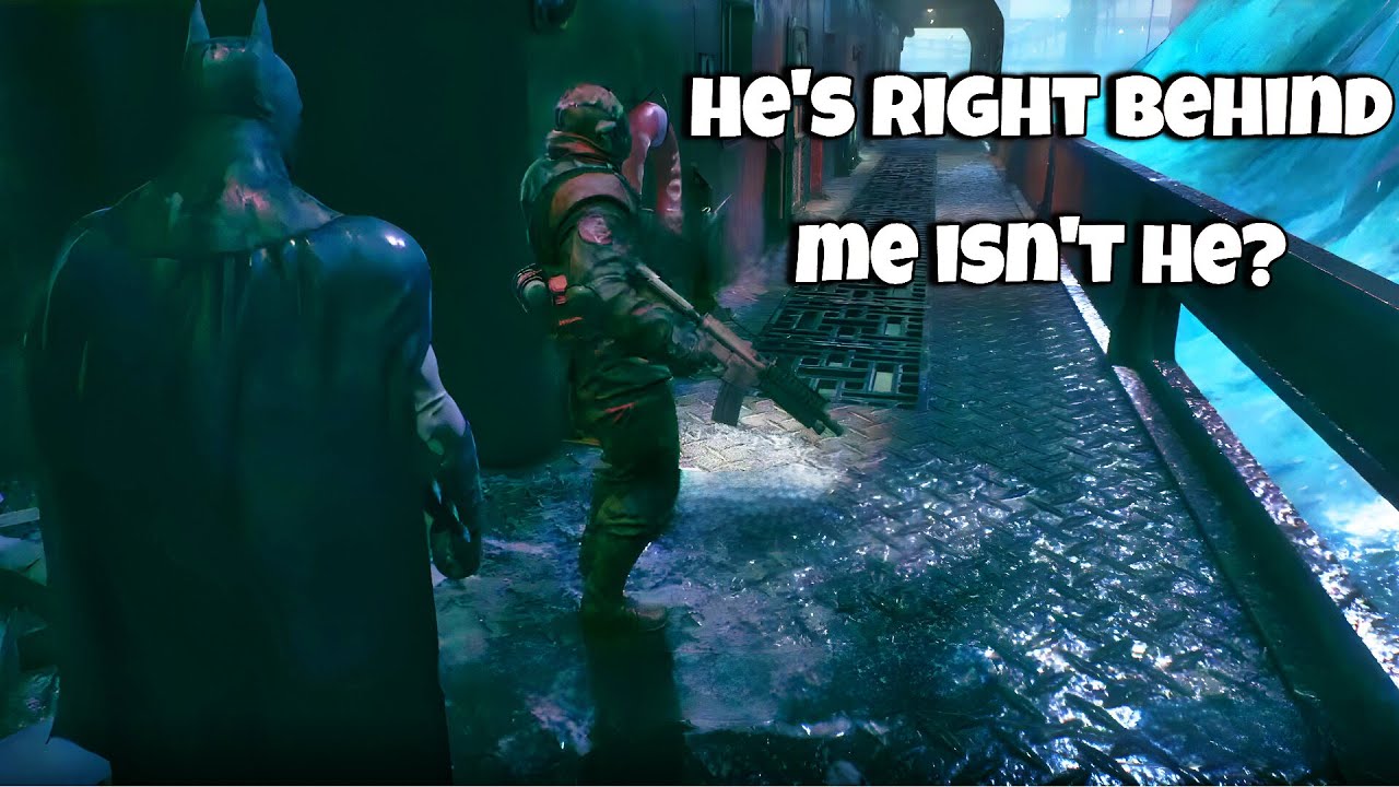 He's Right Behind Me Isn't He? - YouTube