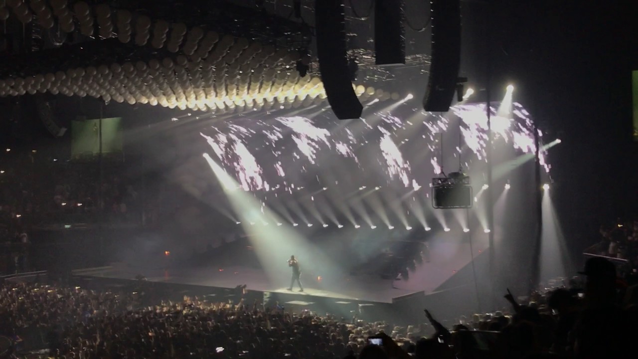Drake Live @ London O2 Arena 2017- 13 Tracks in One! - YouTube