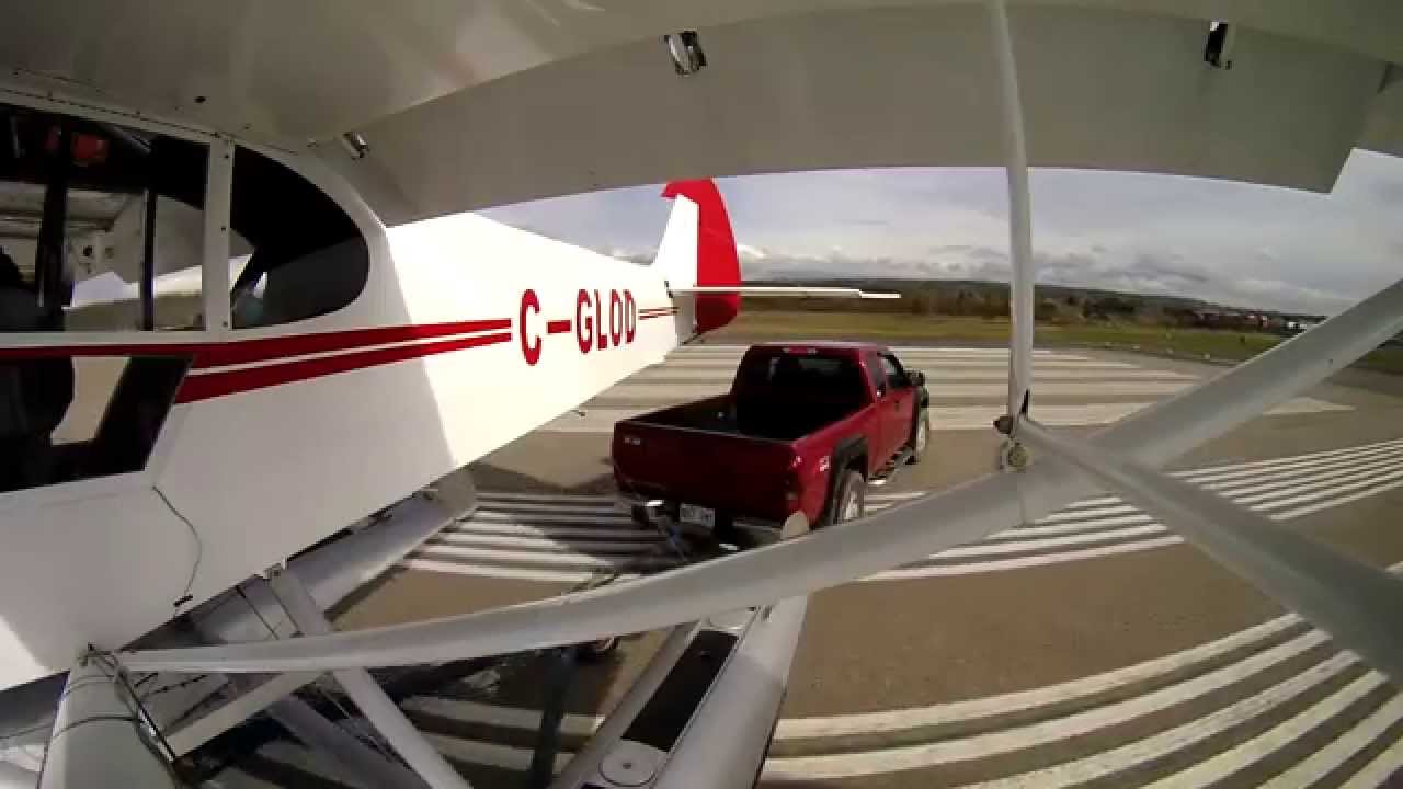 Seaplane trailer take-off - YouTube