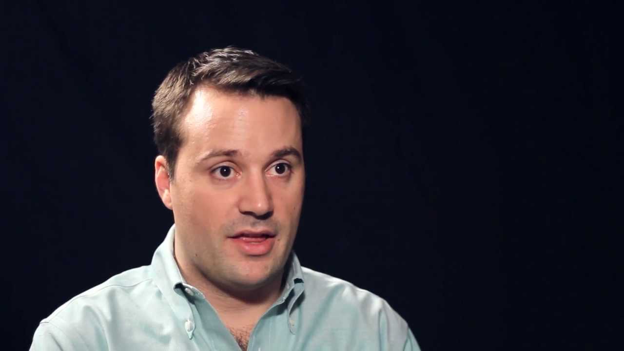 How Leadership and Management Roles Differ - Mike Germano - YouTube