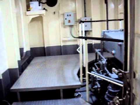 ASD Tug Engine room visit - YouTube