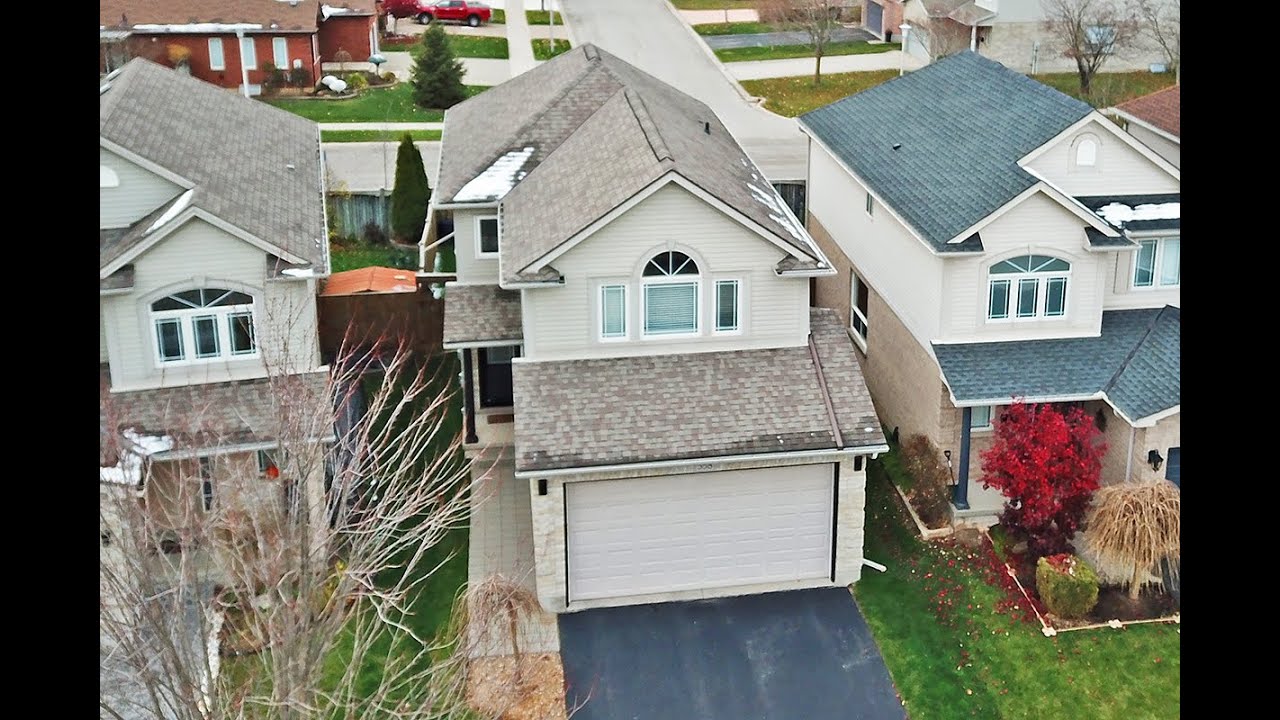 Kelly Marshall at BLUE Forest Realty presents 558 Cuthbert Circle ...