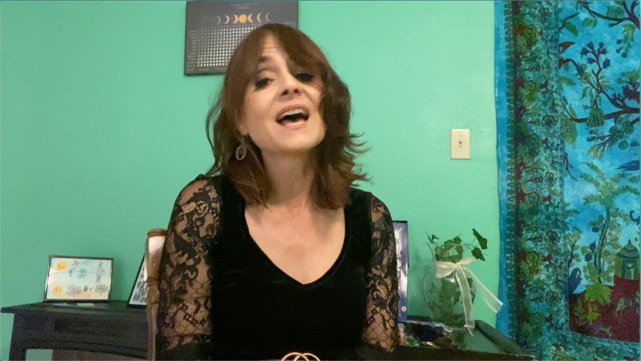 Lisa Barca solo project unveiled! - YouTube