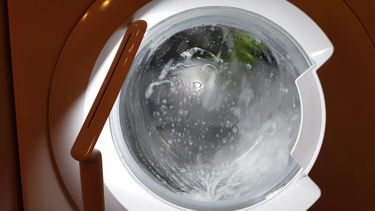 Indesit BWD71453 Wool 30° Final Rinse - YouTube