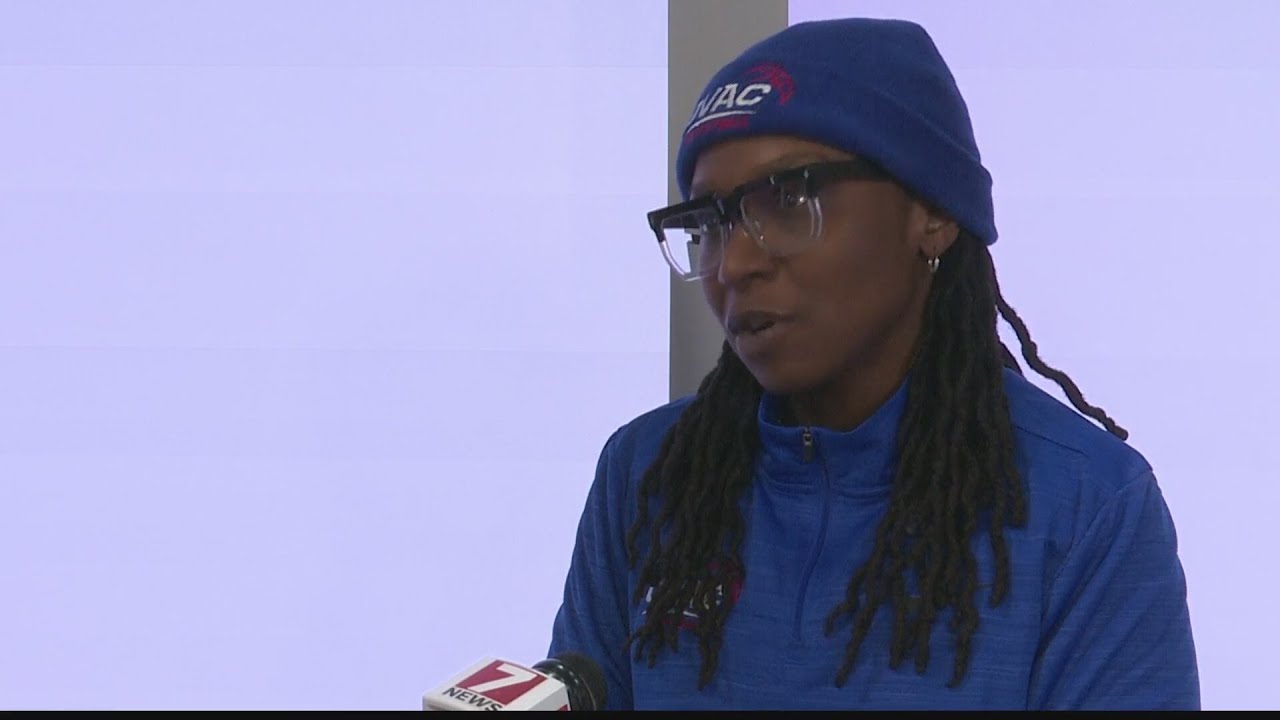 Mia Williams makes OVAC history - YouTube