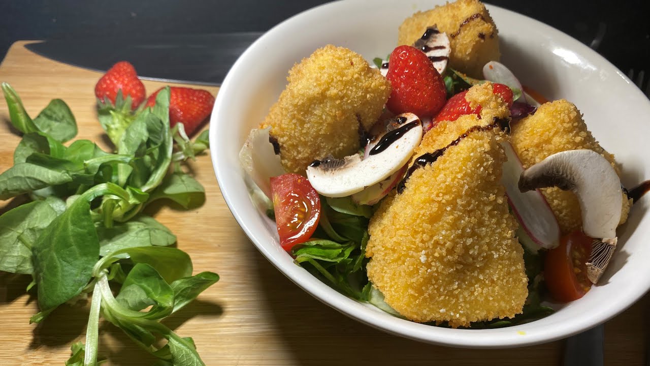 Recette Facile De Croustillant De Camembert Lit de Salade - YouTube