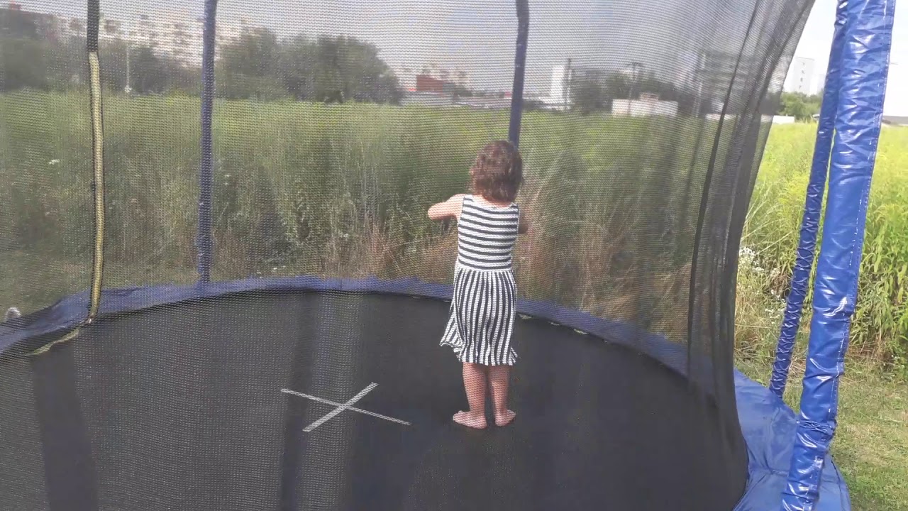 Zojka u Durka 3.r - YouTube