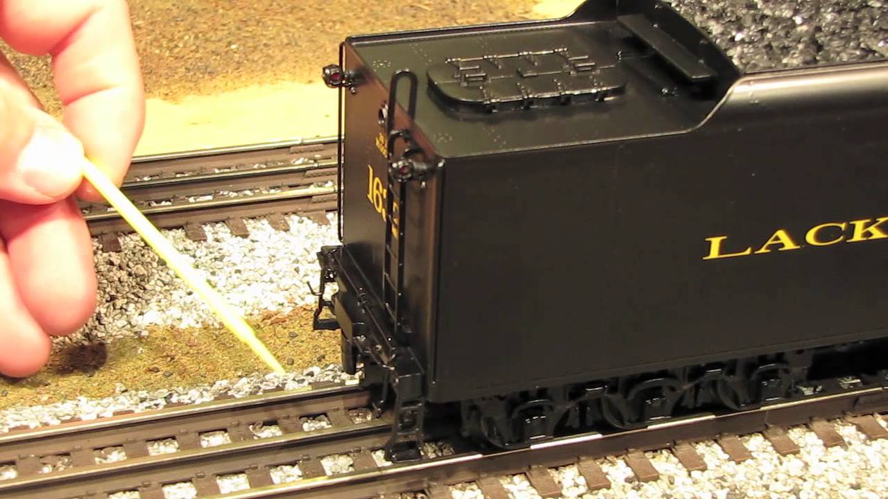 Weaver Lackawanna 4-8-4 Pocono Brass Steam Engine - YouTube