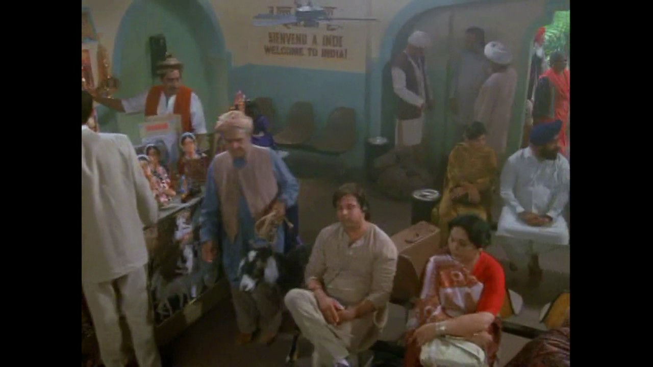 Seinfeld India Riff 1 Airport - YouTube