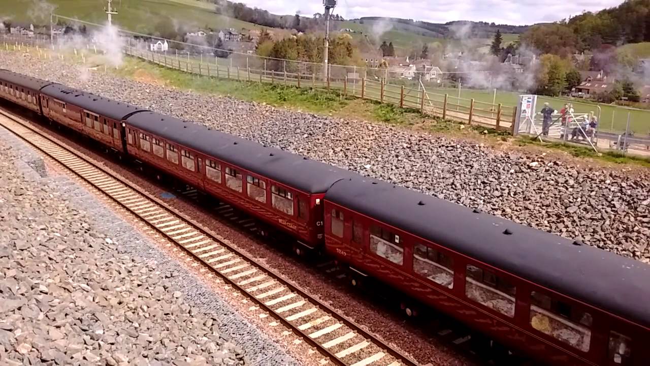 Flying Scotsman passes Stow station, Scottish Borders, 15 May 2016 ...
