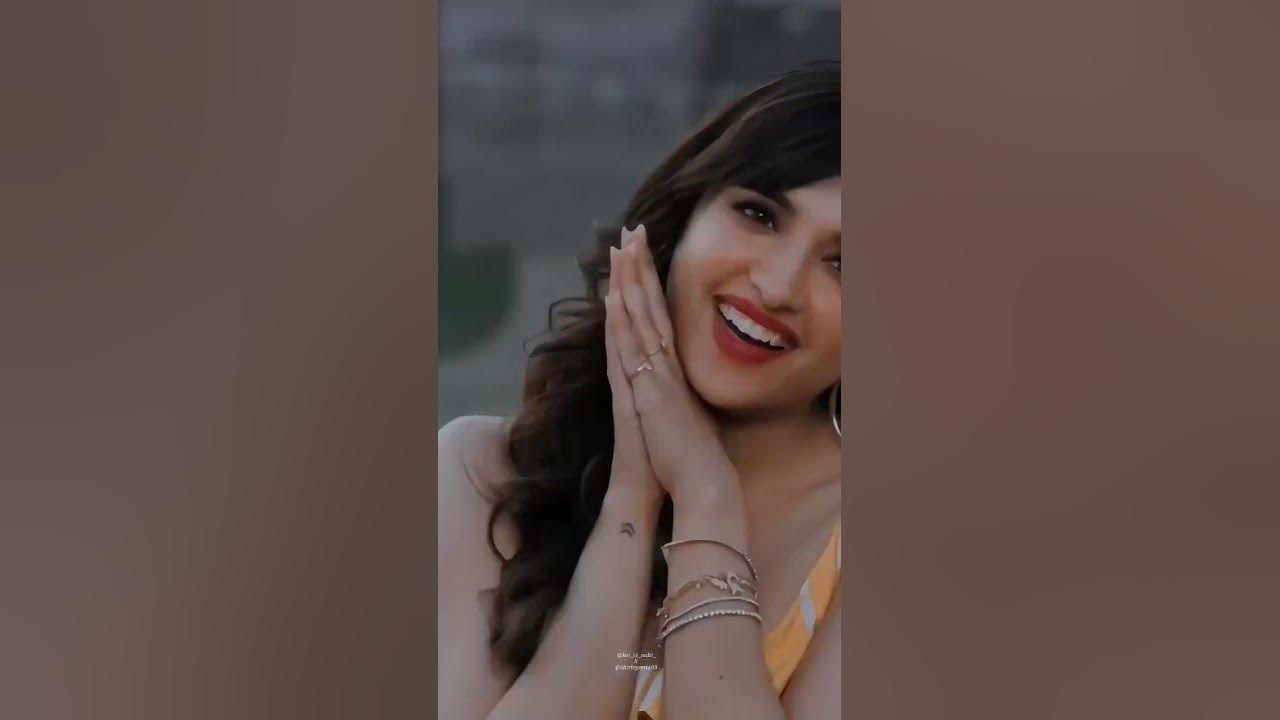 Shirley Setia Hot Look %f0%9f%94%a5 Status Video %f0%9f%a5%b5