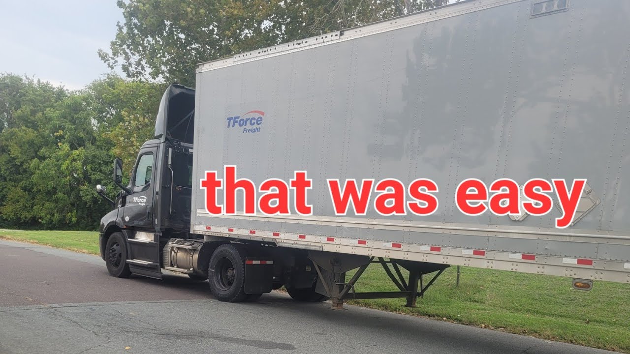 LTL driver, residential delivery, typing bills! Making it look easy ...