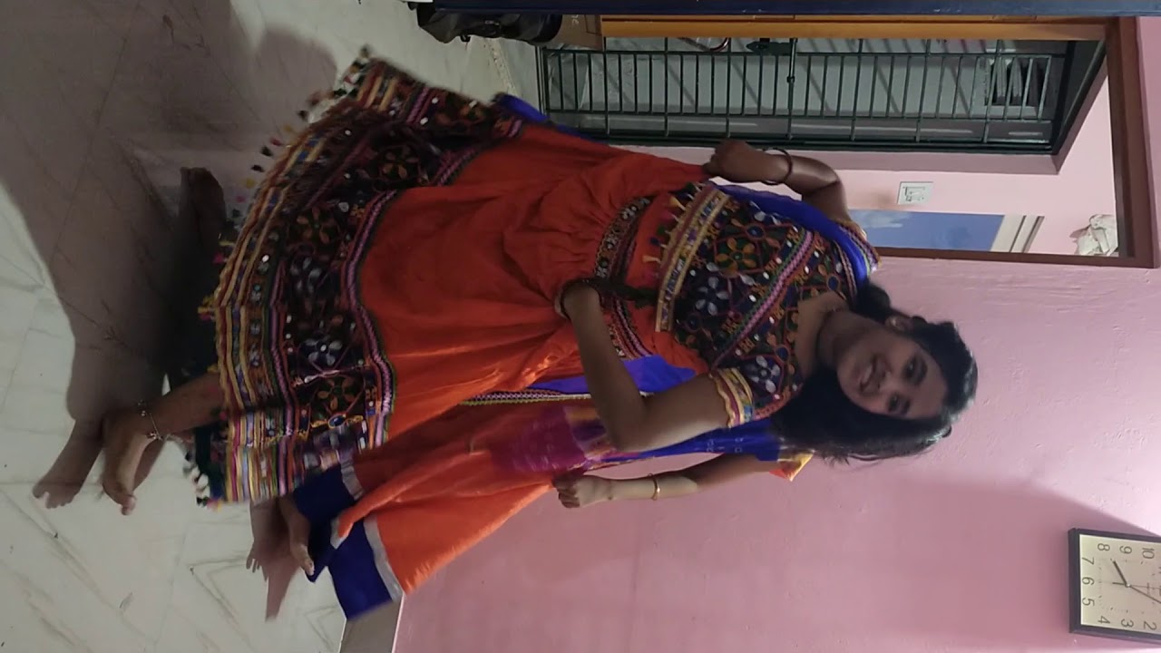 Our first video !!!!!!! Dholida very easy to perform 🤗🤗🤗😁😁😁 - YouTube