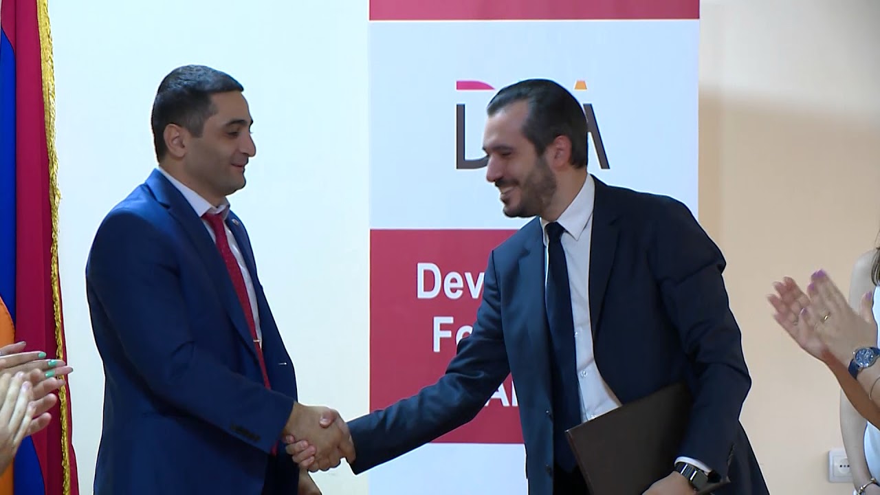 23 09 2017 DFA reps MOU signing - YouTube