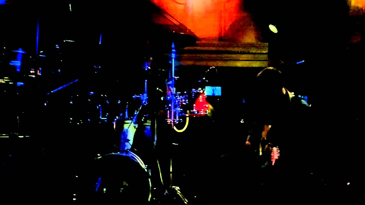 Lubo Kirov - Planet Club Plovdiv Live Tour - 20.04.2012 p.03 Po parvi ...