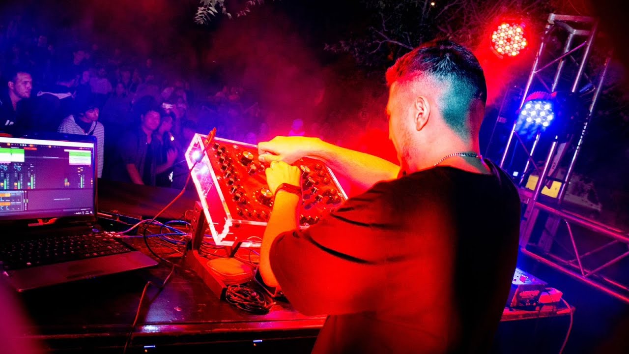 Alejandro Arcas Live @MusicDay Mina Clavero 06/04/23 (AMBIENT AUDIO ...