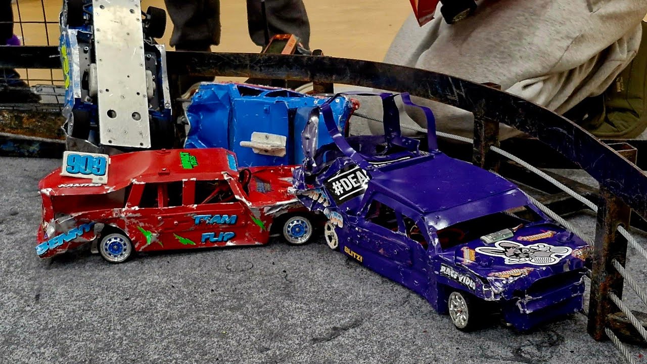 Alloy body RC Banger Racing - YouTube