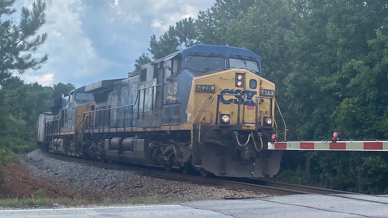 CSX 428 Leads W087 In Evans, GA - YouTube