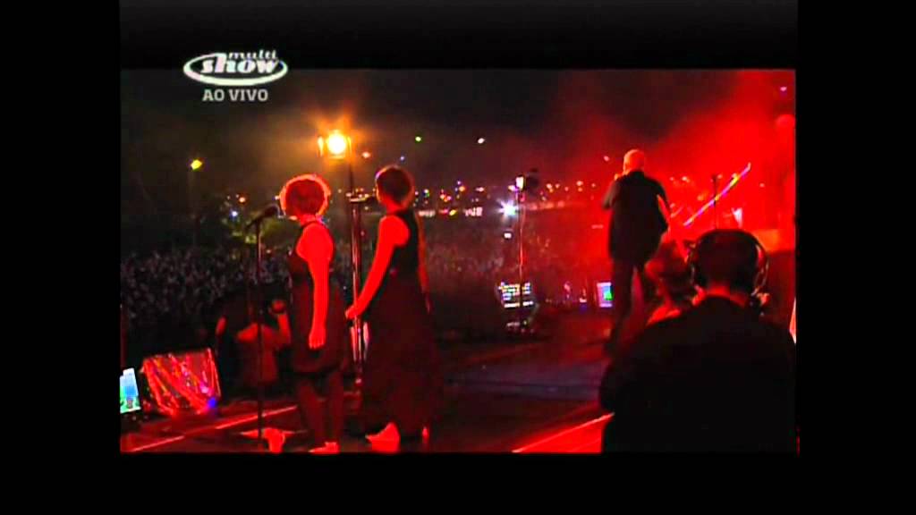 Peter Gabriel - Intruder - SWU - 2011 Brazil - YouTube