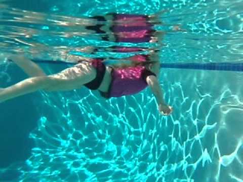 Learning to dive to the bottom of a 5.5 ft pool - YouTube