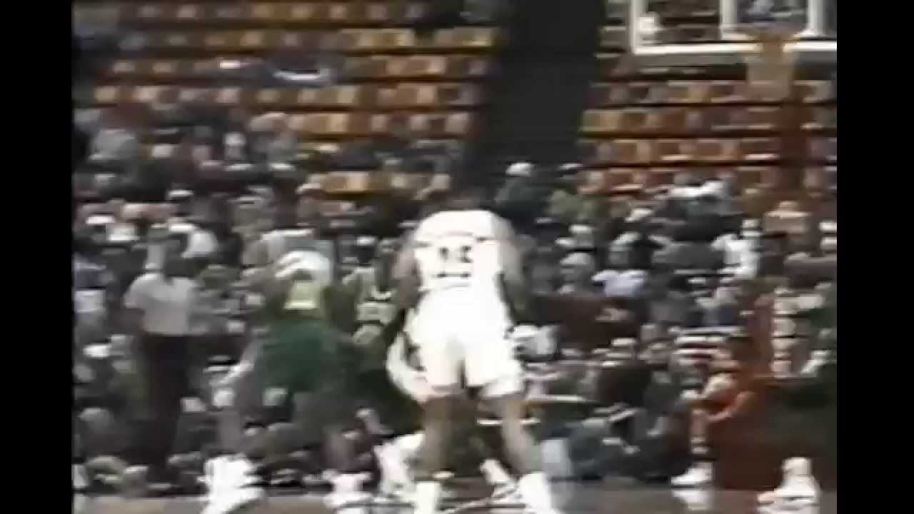 Dominique` powerful Tomahawk jam - 2/2/93 - YouTube