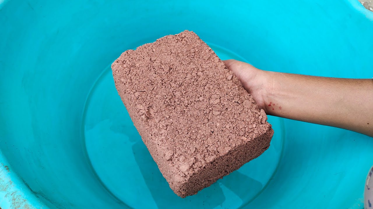 ASMR || Gritty reddirt yummilicious 🤤 crispy slabs crumbling and ...