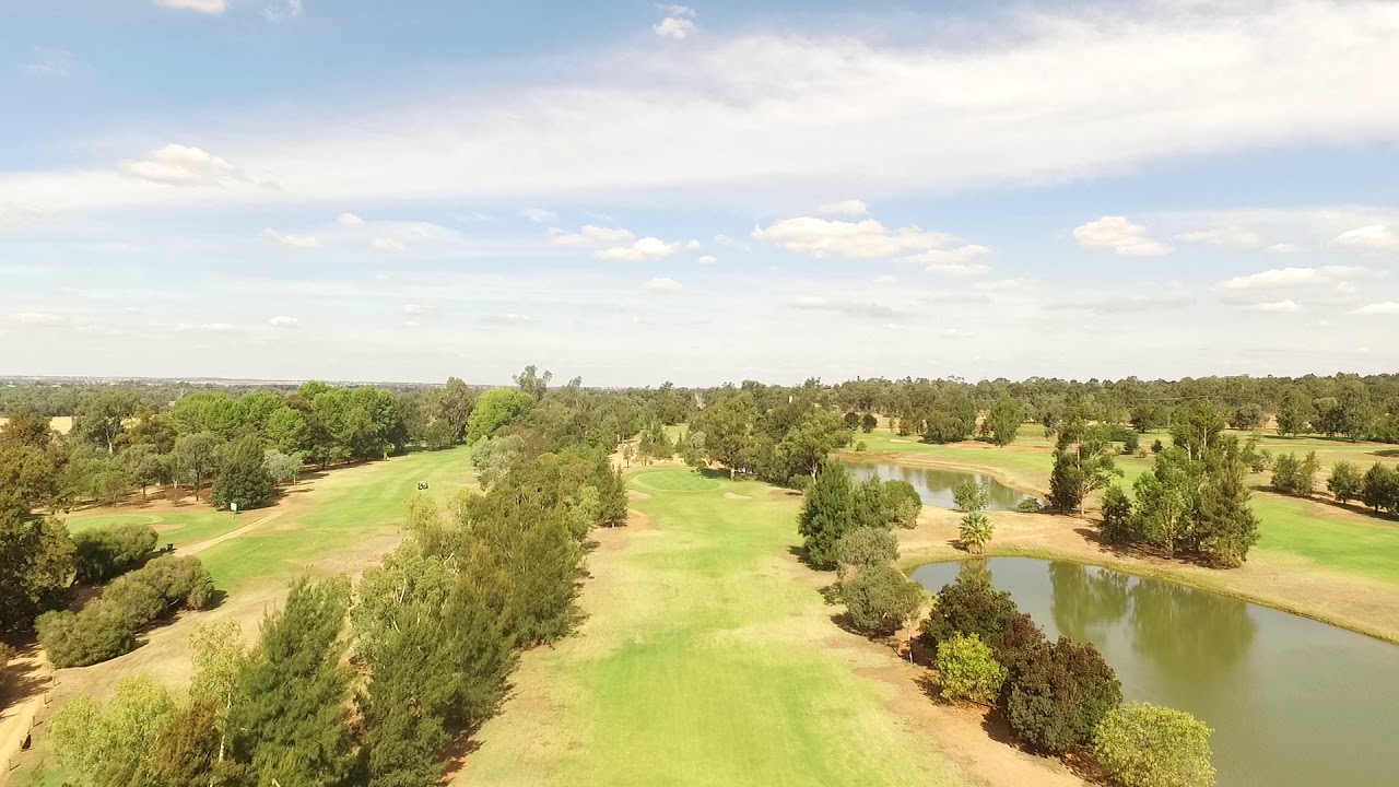 Dubbo Golf Club: Hole Fourteen - YouTube