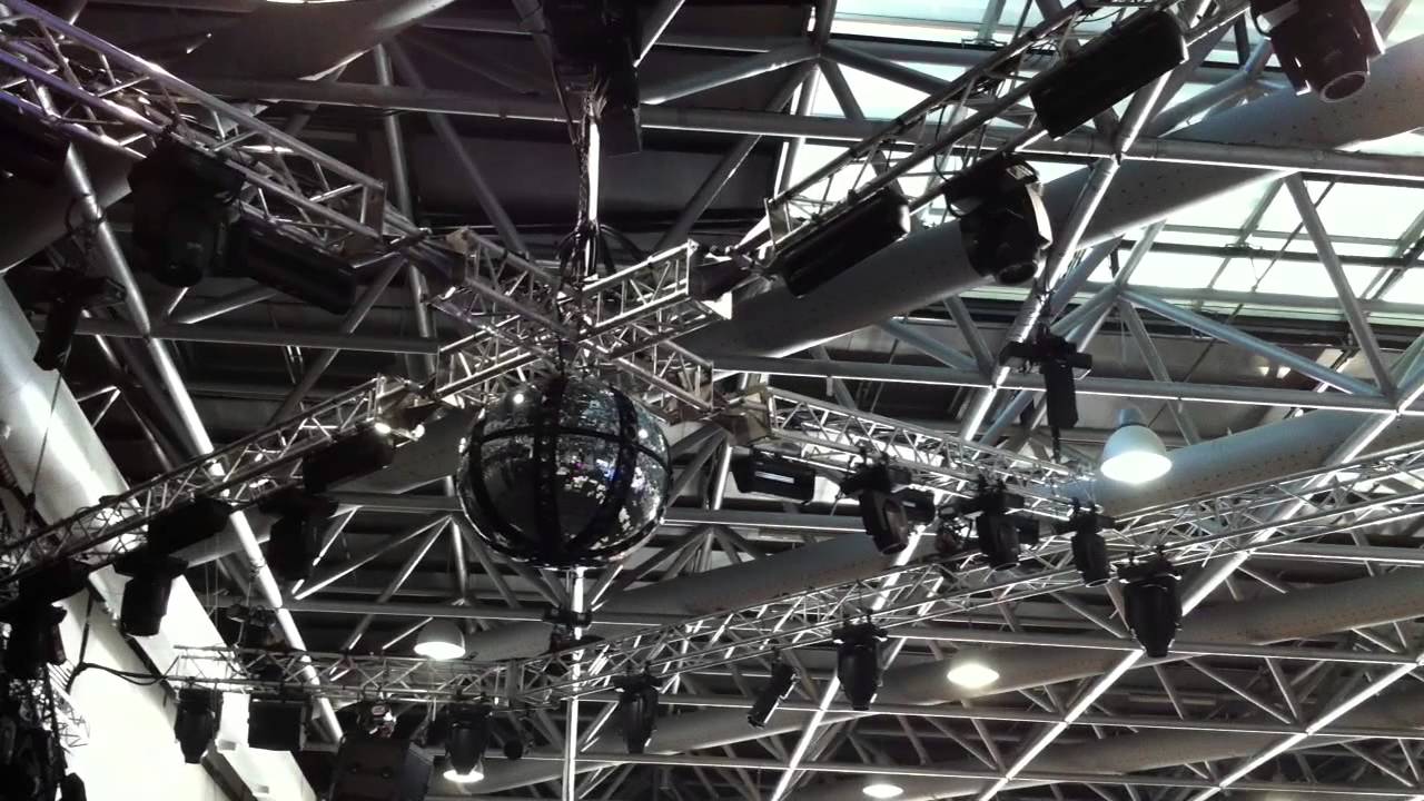 Light Spider Truss Moving - YouTube
