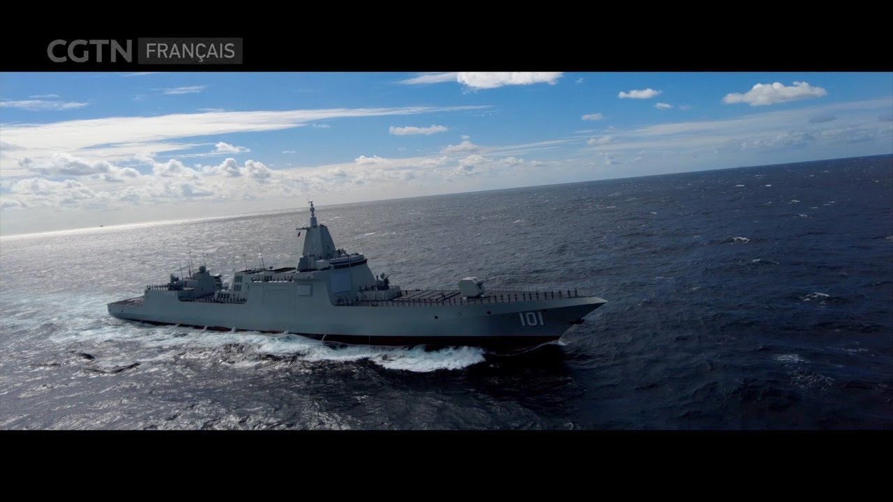 Découvrez la vie sur le destroyer le plus avancé de Chine, le Type 055 - YouTube